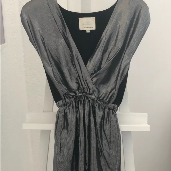Madison Marcus | Dresses | Madison Marcus Silk Silver Dress Xsmall ...